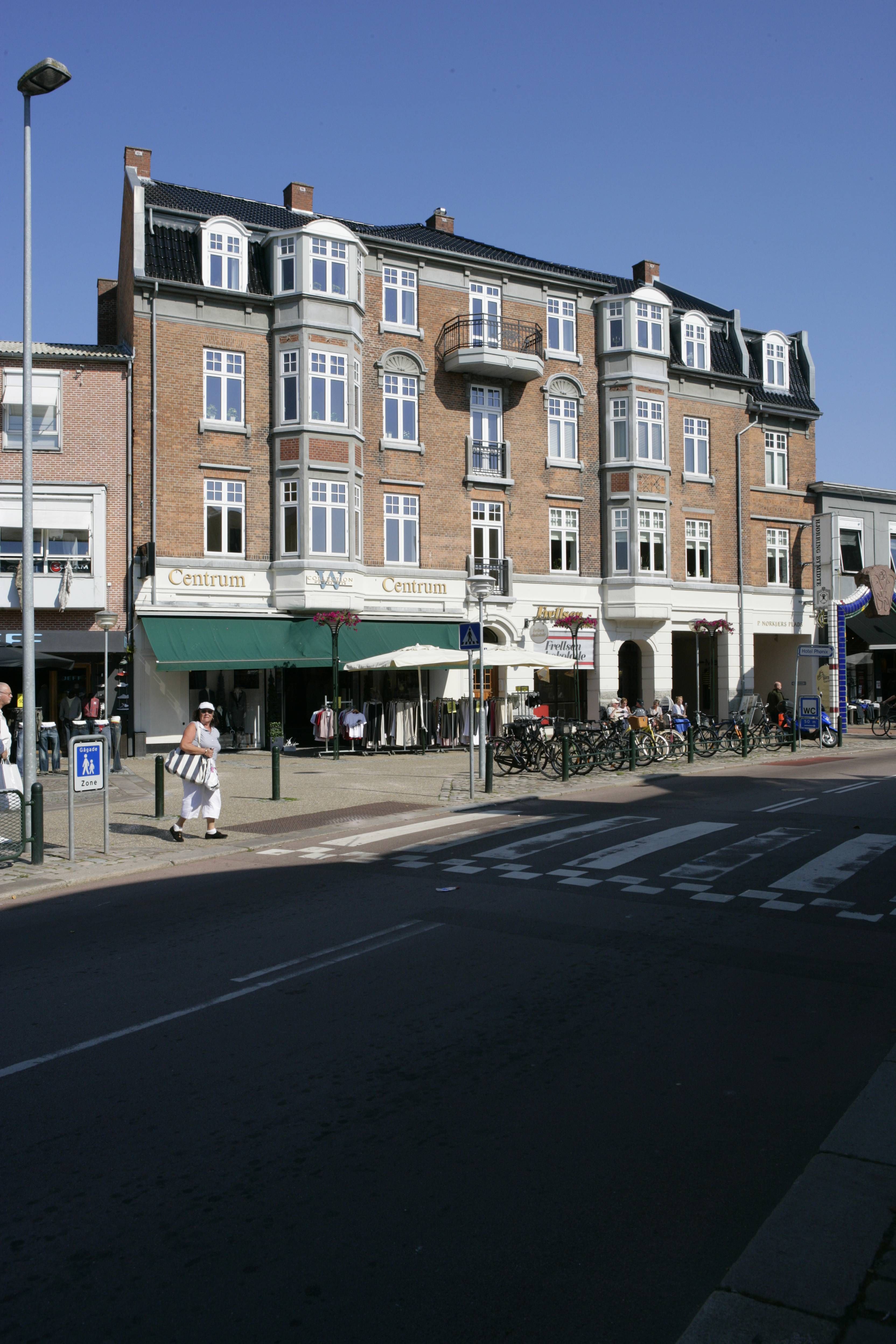 5 værelses lejlighed på Springvandspladsen i Hjørr - 183 m² - 9.950 kr