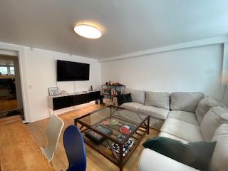 Lys & billig kælderlejlighed til handy viceværts-m - 55 m² - 3.700 kr